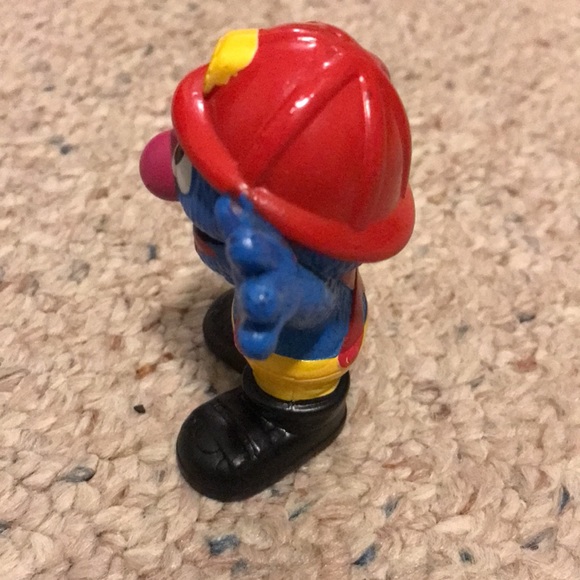 Hasbro | Toys | 20 Hasbro Sesame Street Workshop Grover Fire Fighter ...